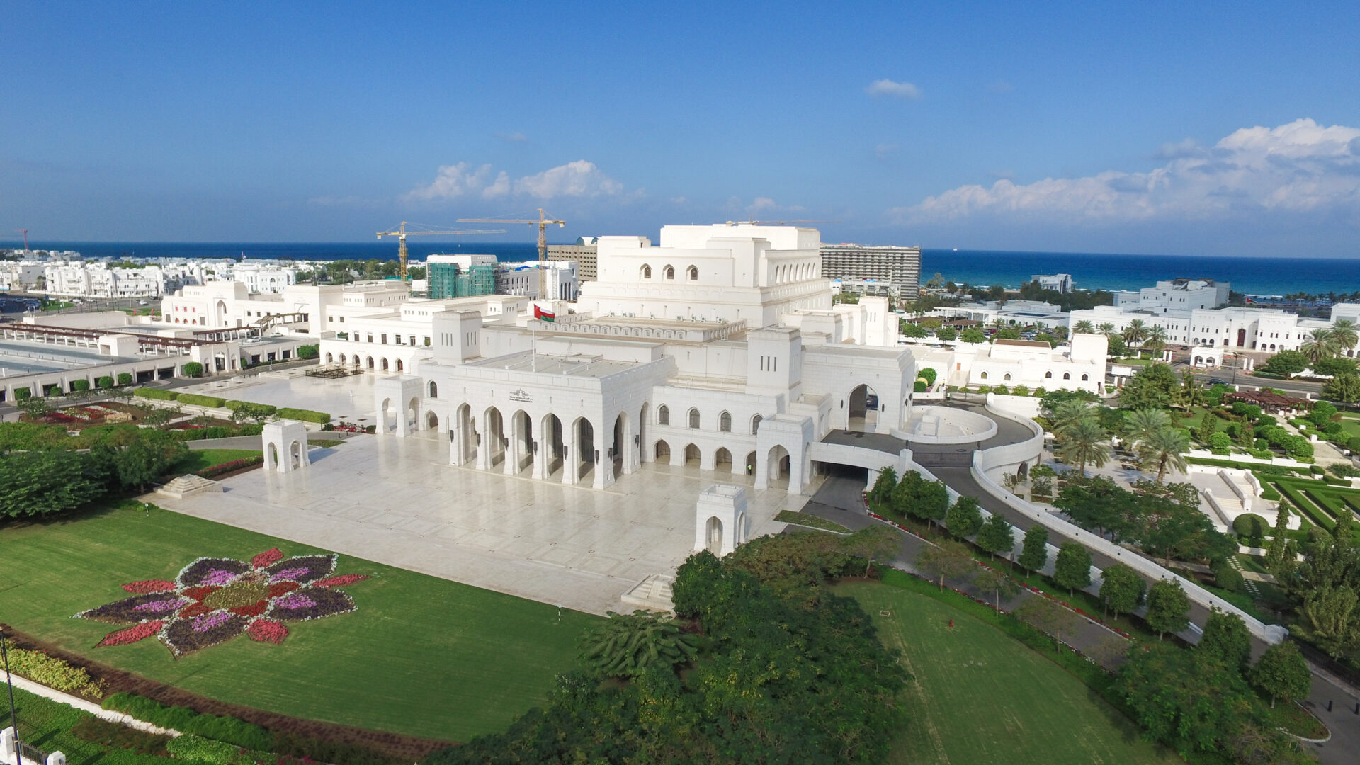 Oman celebrates its 50th National Day with a new vision and a renewed ...